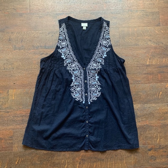 Converse | Tops | Converse Embroidered Button Down Tank | Poshmark